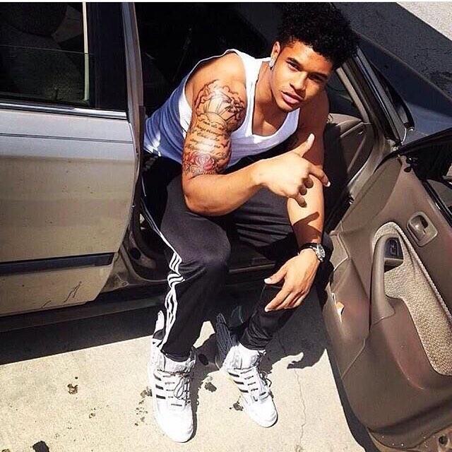 Football Player and Former Vine Star Marcus Allen aka Chico Ehhh Shows ...