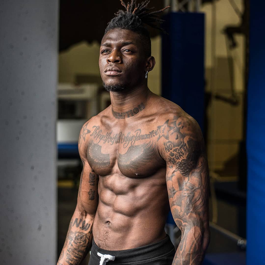 Eye Candy: Street Workout Specialist Giampaolo Calvaresi aka ‘Showtime ...