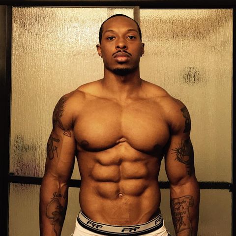 Morning Eye Candy: Footballer Michael Ray Garvin - Popglitz