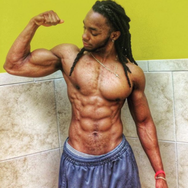 Eye Candy: Check Out This Hot Hollister Employee Shawn Cargill - Popglitz