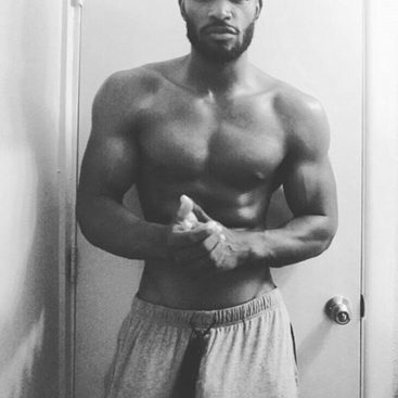 Model Marshall Price is Fine and Packin’ - Popglitz