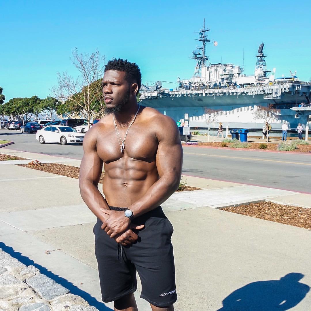 Eye Candy: Gym Enthusiast and Fitness Model GoodGuyGee - Popglitz