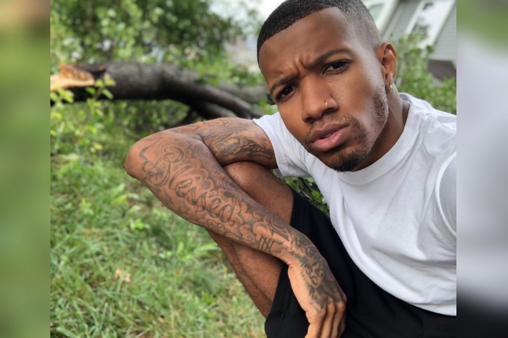 Youtuber Bugatti Beez Reveale He's Leading in the Biggest D*ck Contest ...